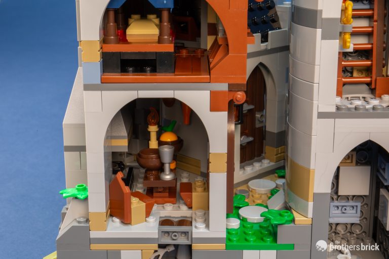 LEGO Löwenstein Castle set from BrickLink's AFOL Designer Program ...