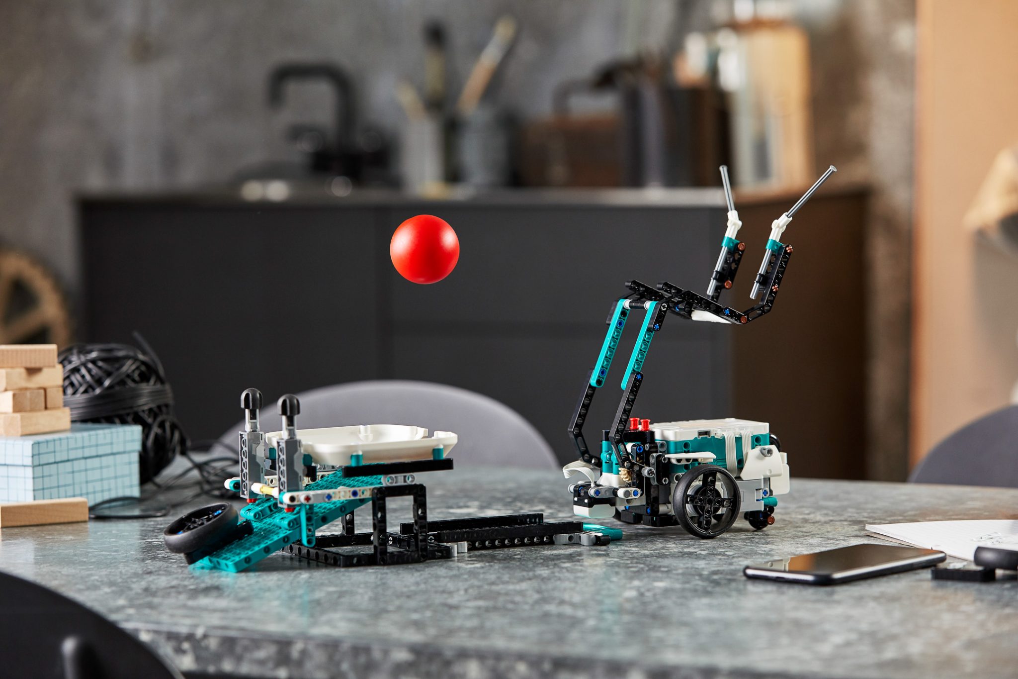 LEGO reveals new Mindstorms 51515 Robot Inventor, a 5-in-1 robotics and ...