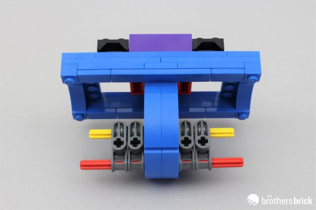 LEGO 40649 Up-Scaled LEGO Minifigure - Magnifying an icon [Review ...