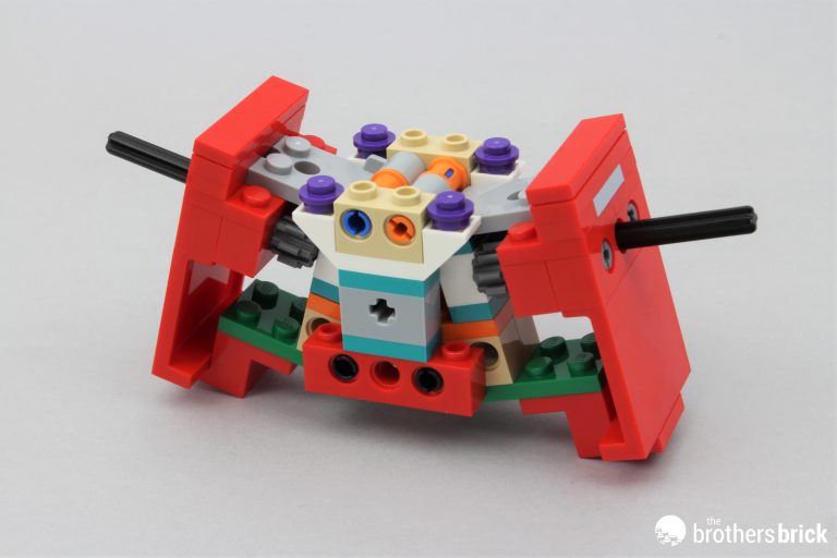 LEGO 40649 Up-Scaled LEGO Minifigure - Magnifying an icon [Review ...