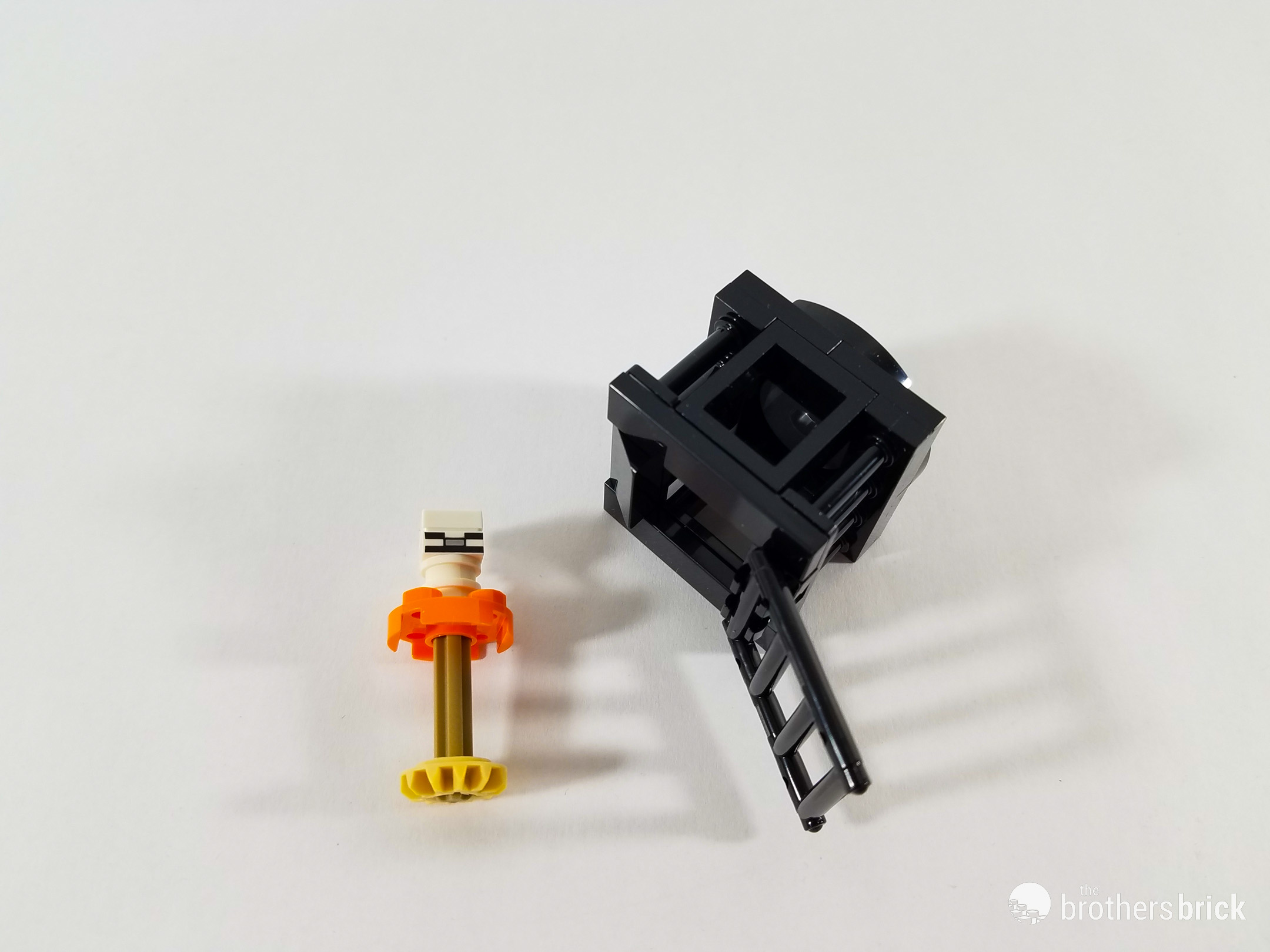 LEGO Minecraft 21189 The Skeleton Dungeon [Review] - The Brothers Brick ...