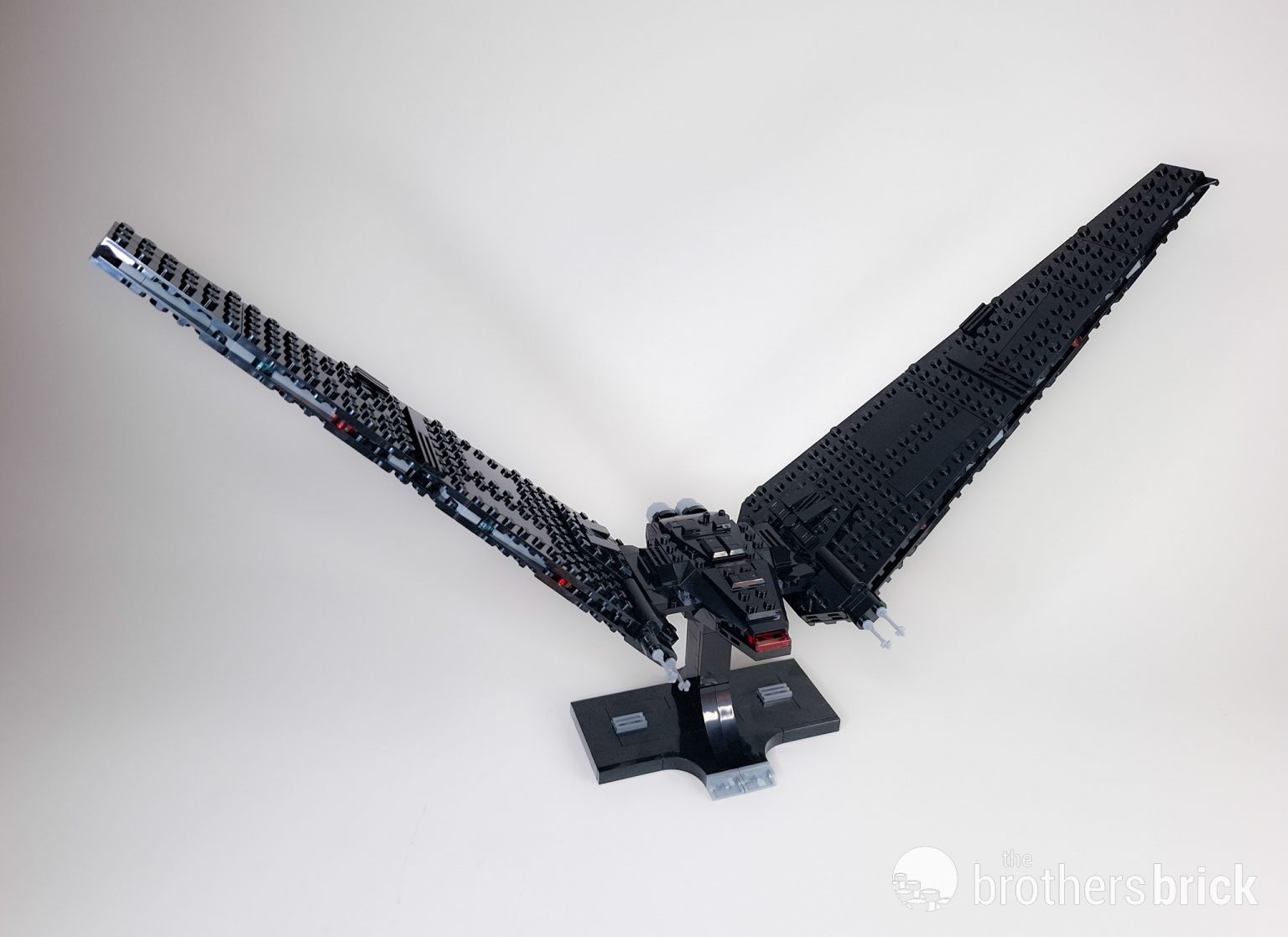 LEGO Star Wars 75406 Kylo Ren's Command Shuttle - The Kylo ship that ...