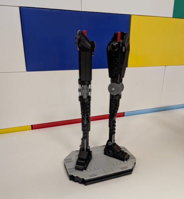 LEGO Star Wars 75434 K-2SO Security Droid - Good enough to parade ...