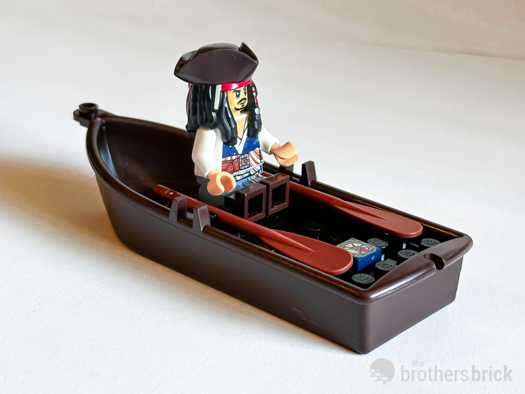 LEGO Icons 10365 Captain Jack Sparrow's Pirate Ship - A shiny Black ...