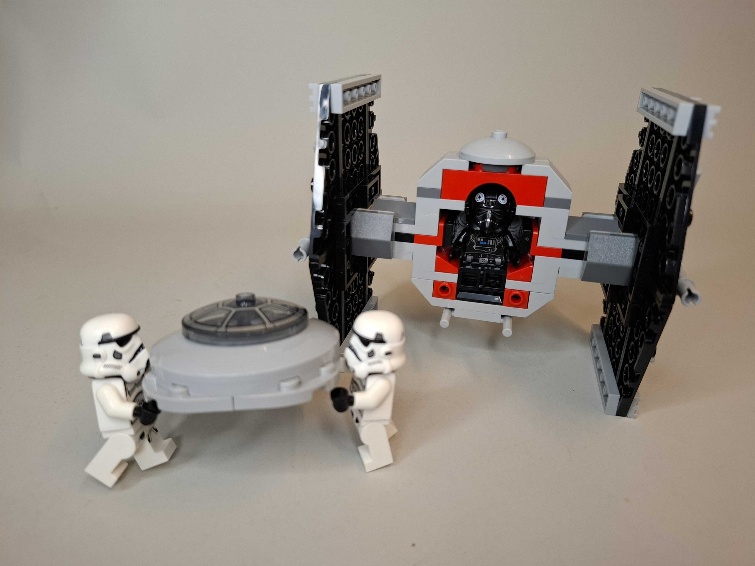 LEGO Death Star's Tie Fighter with Hanger Rack - how does the GWP ...