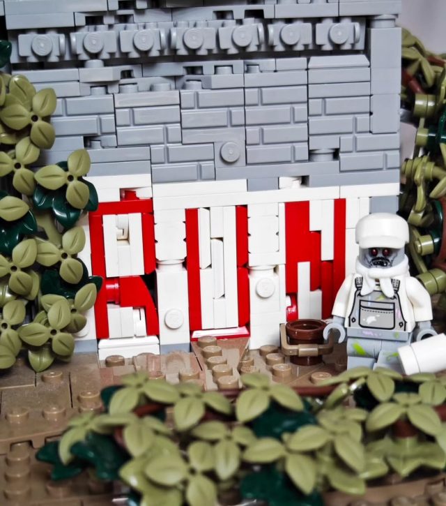 The blocking dead usher in the zombie apocalypse in LEGO - The Brothers ...