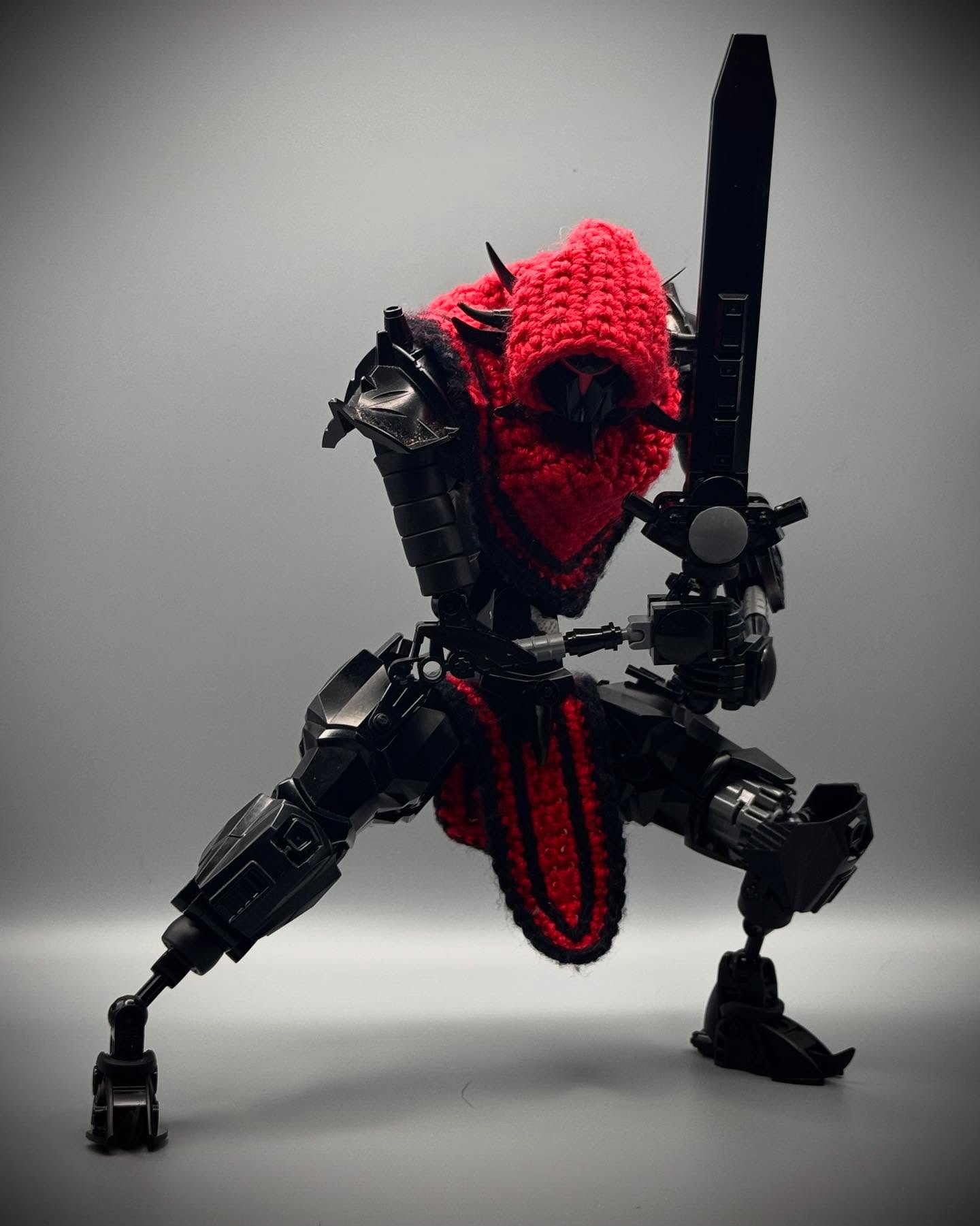 Builder Aesstog mixes Bionicle, bricks, and textiles to create stunning ...