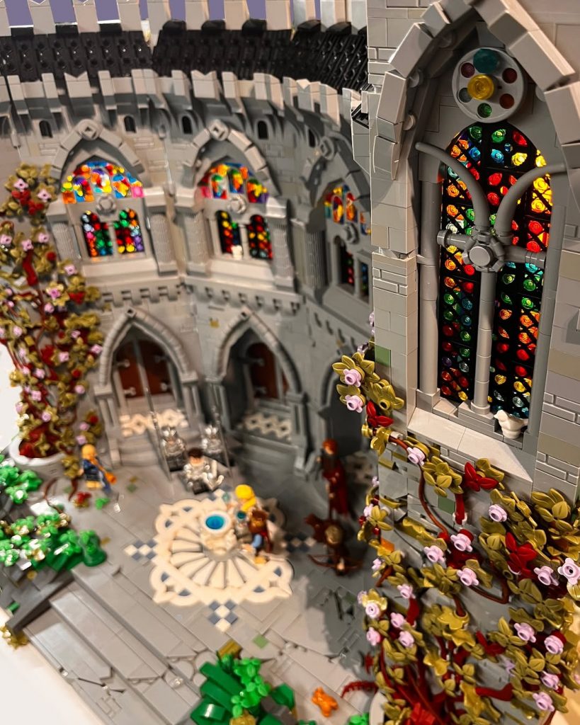 This king's coronation is a crowning achievement in LEGO castle ...