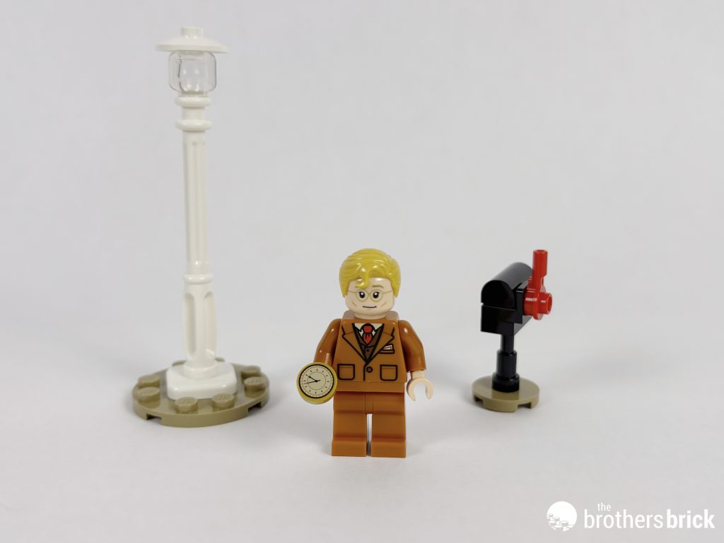 LEGO Icons 11370 The Creel House and 40891 WSQK “The Squawk” Radio ...
