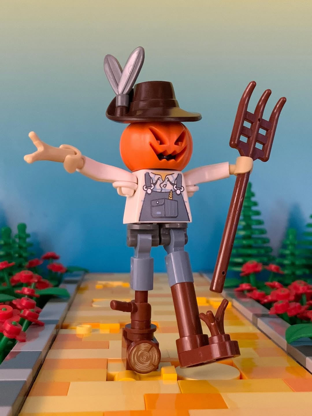 Minifigs go big in this jumbo-sized Minifig Monday - The Brothers Brick ...