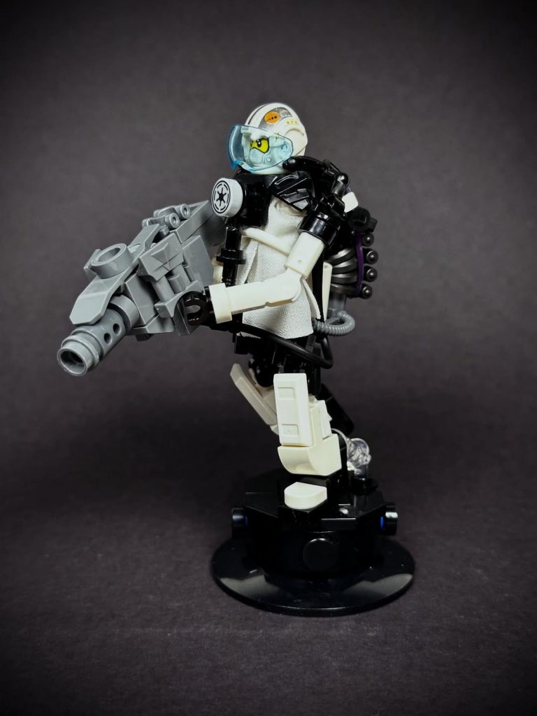 Minifigs go big in this jumbo-sized Minifig Monday - The Brothers Brick ...
