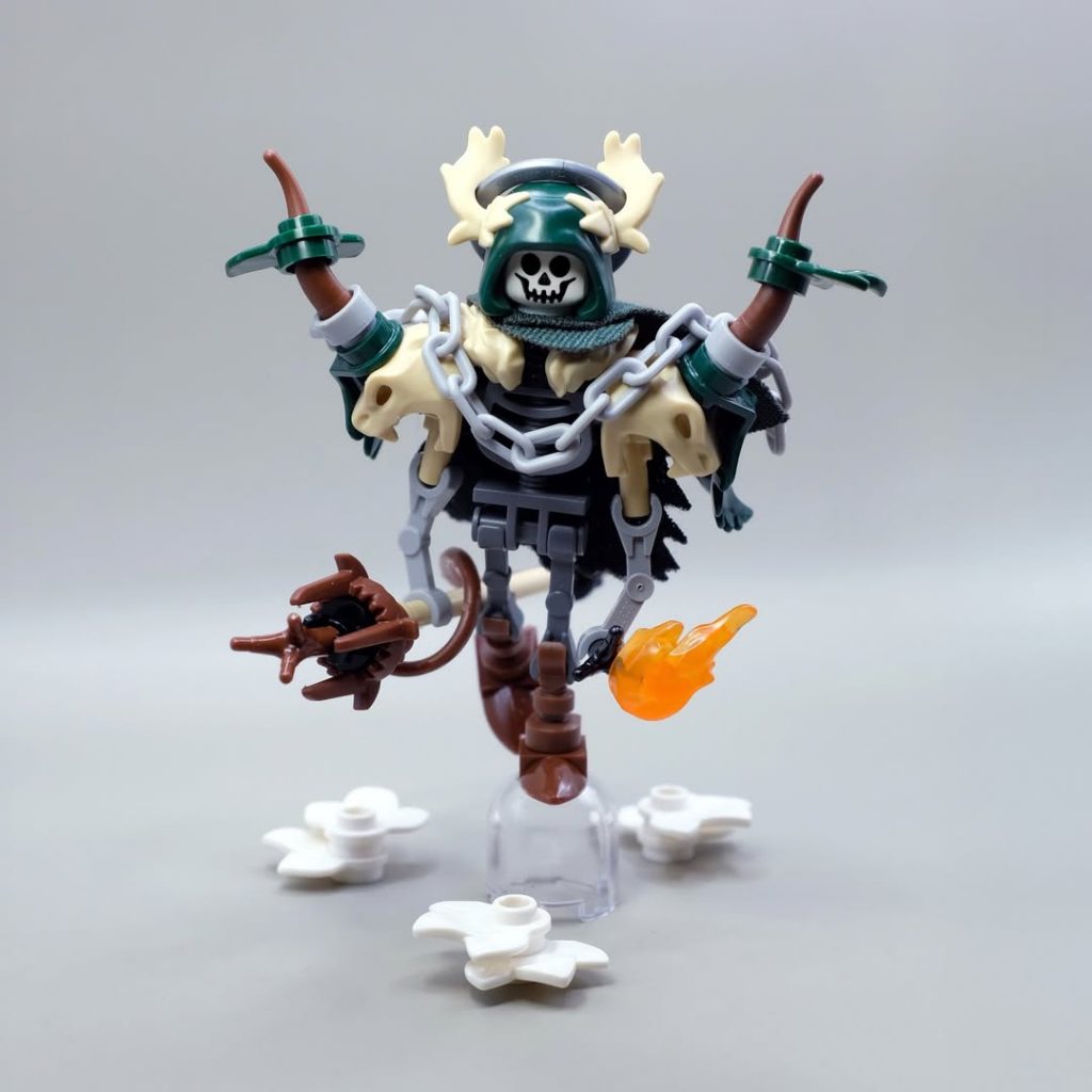 Minifigs go big in this jumbo-sized Minifig Monday - The Brothers Brick ...