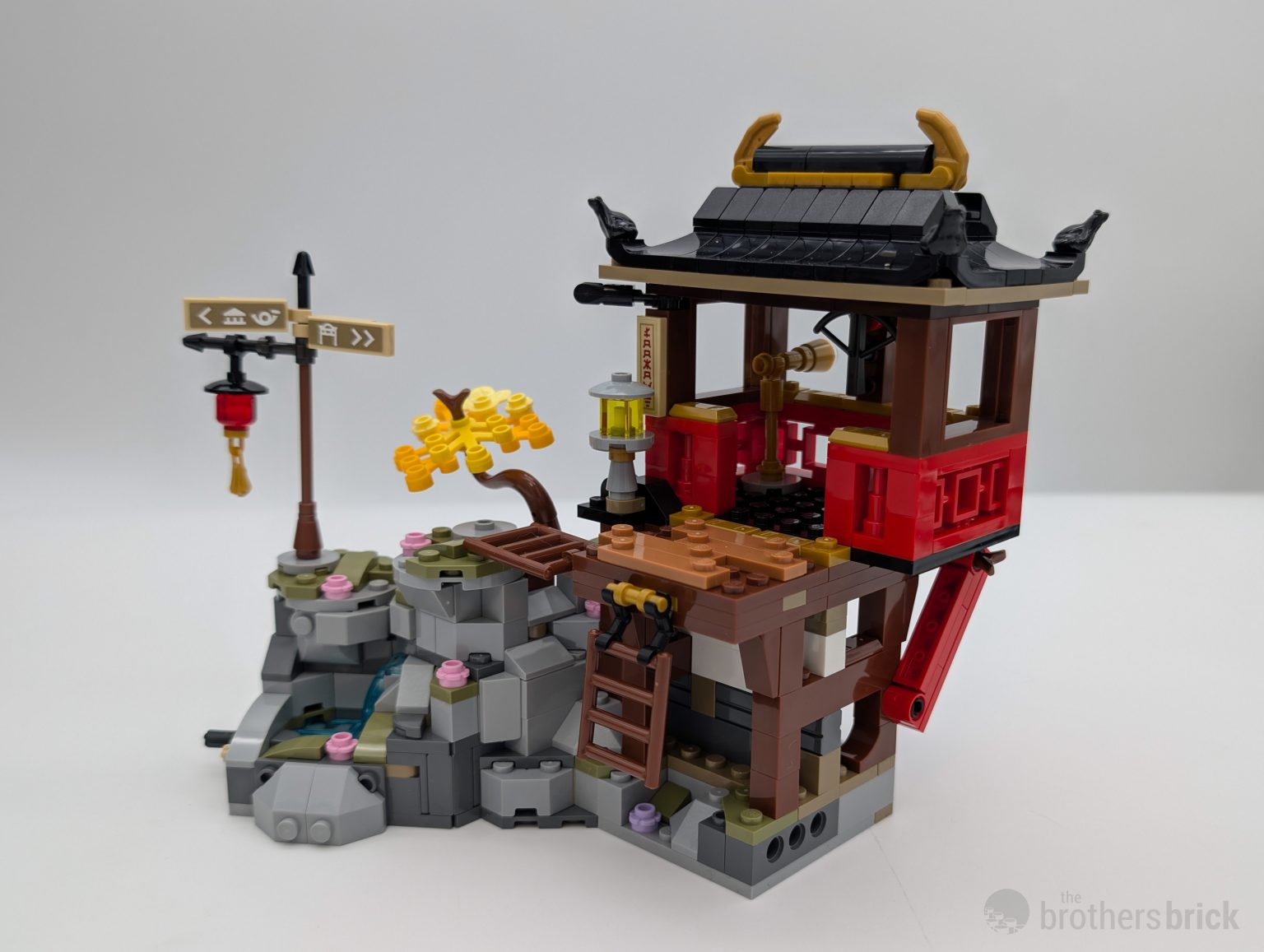 LEGO Ninjago 71861 The Old Town 15th Anniversary: black frogs, stickers ...