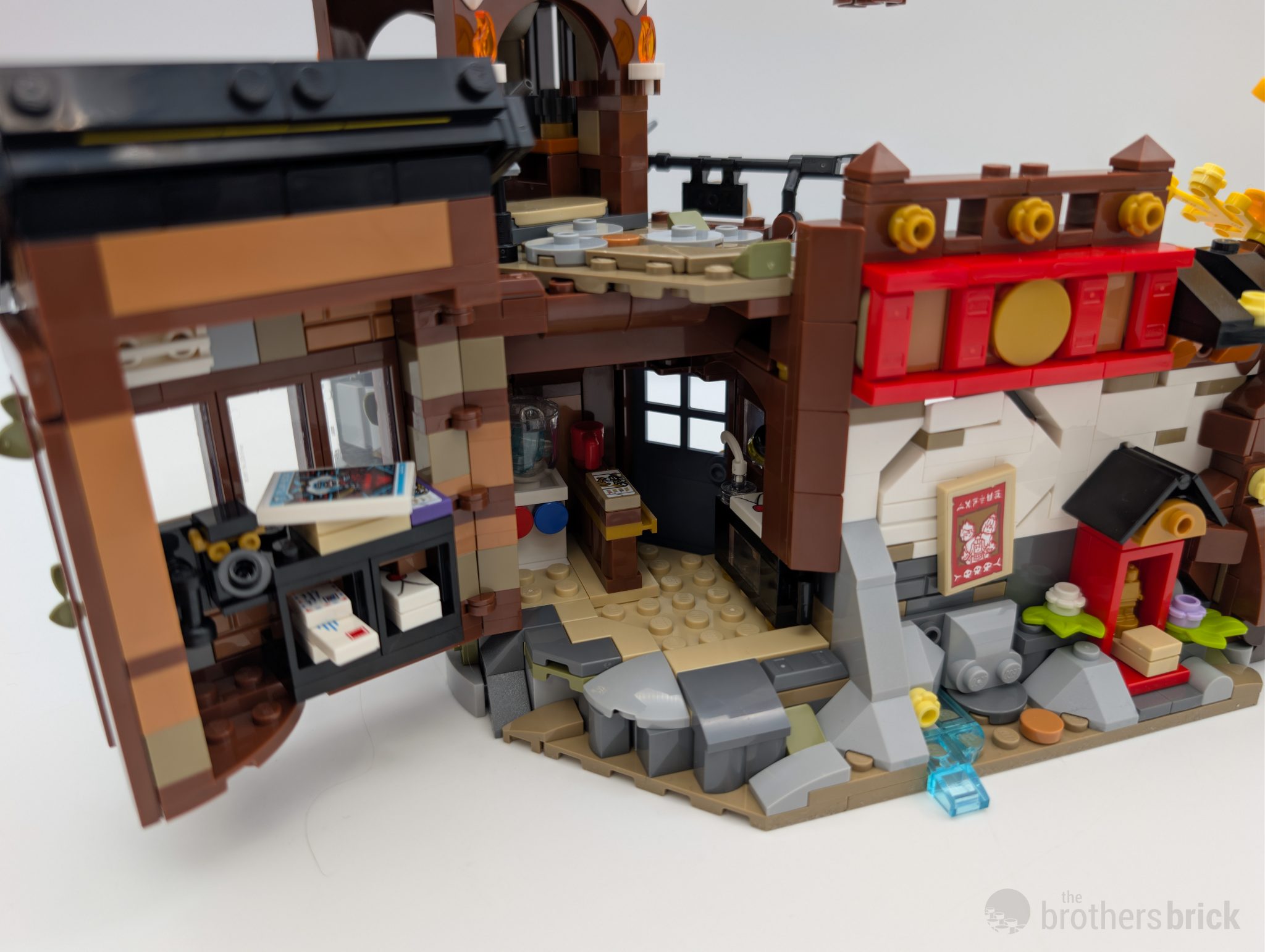 LEGO Ninjago 71861 The Old Town 15th Anniversary: black frogs, stickers ...