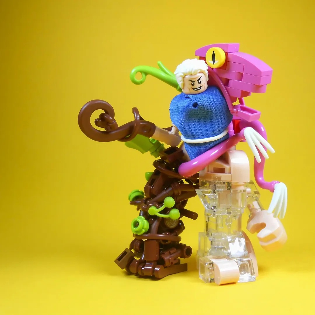 Minifigs go big in this jumbo-sized Minifig Monday - The Brothers Brick ...