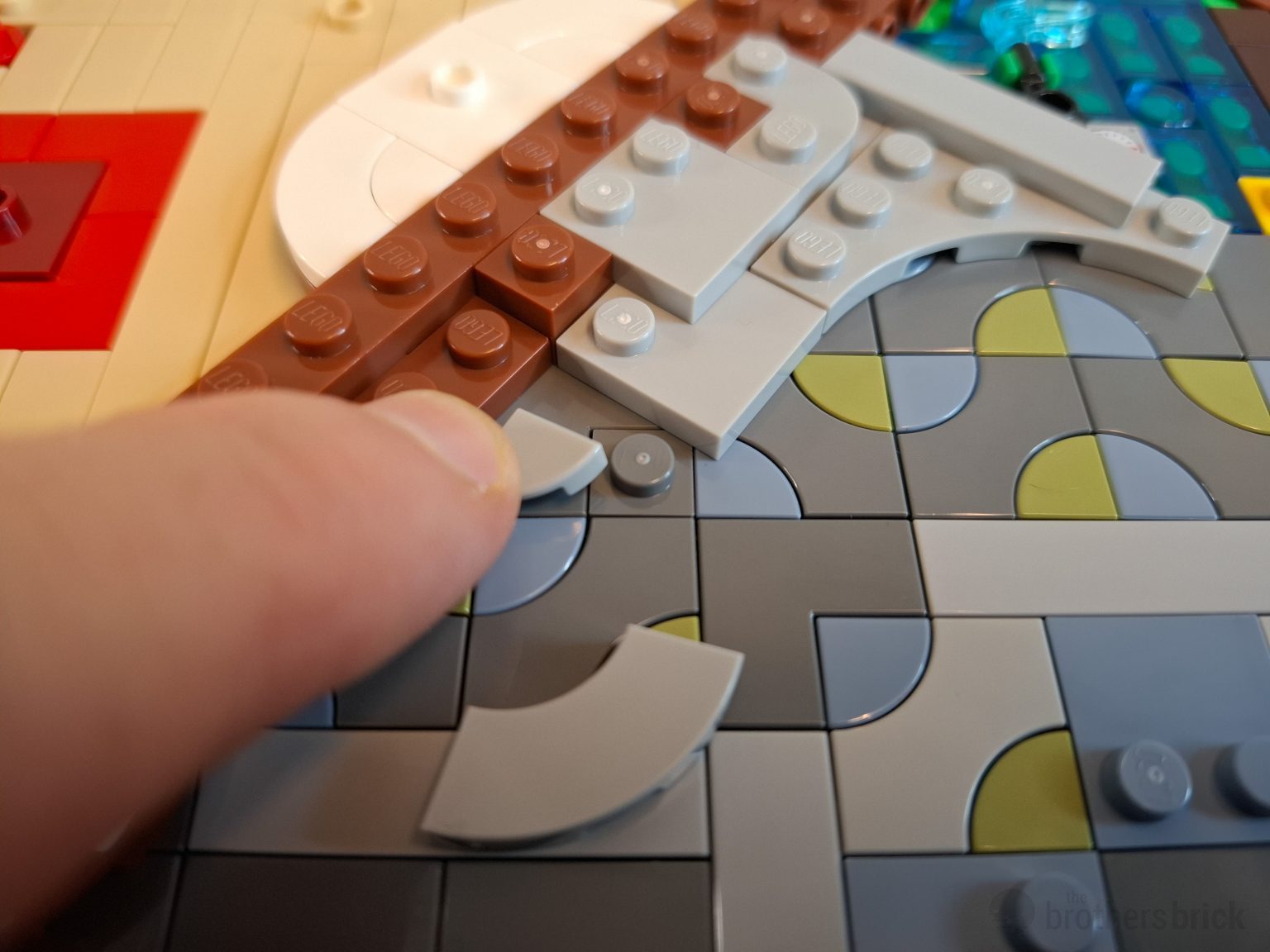 LEGO Icons Modular 11371 Shopping Street: This one's for the geometry ...