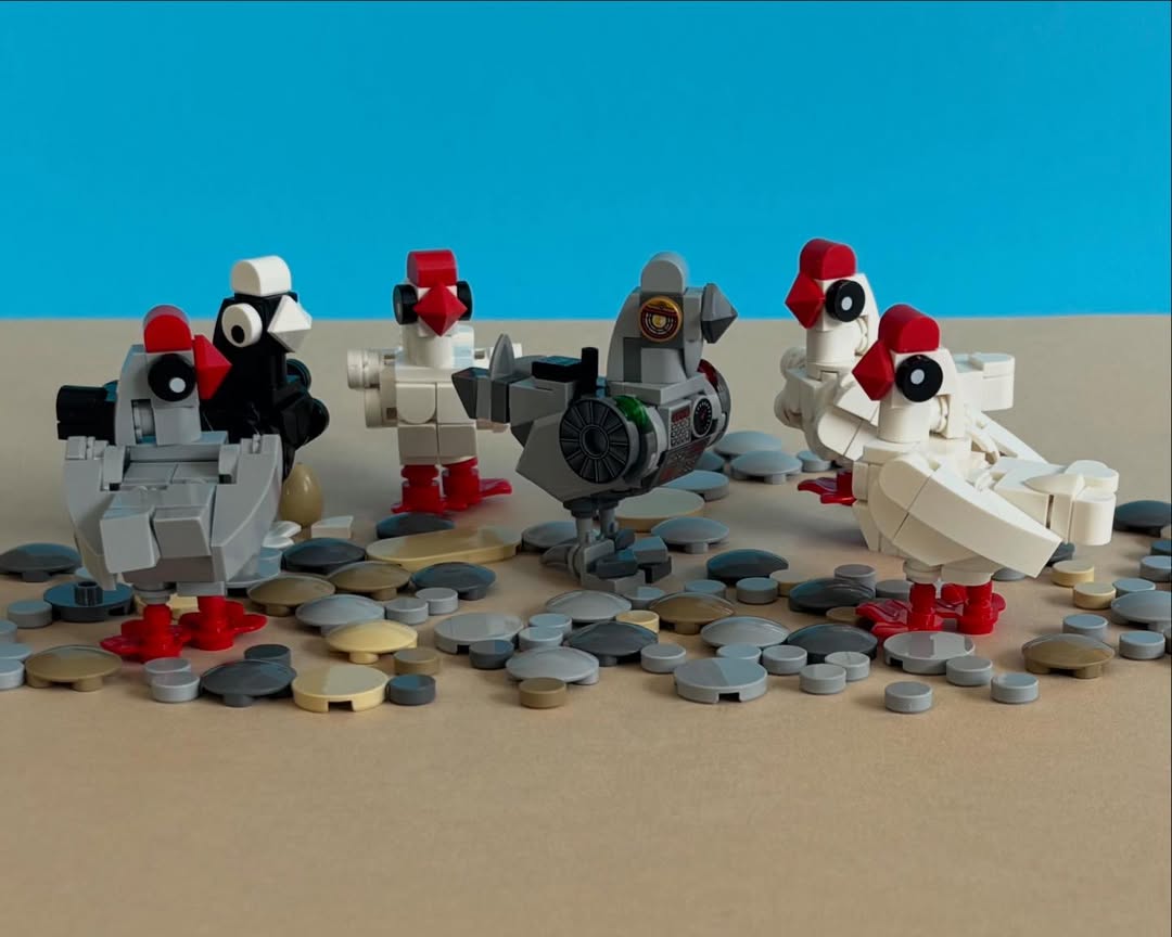 NovHENber hatched a new challenge, now let's count the LEGO chickens ...