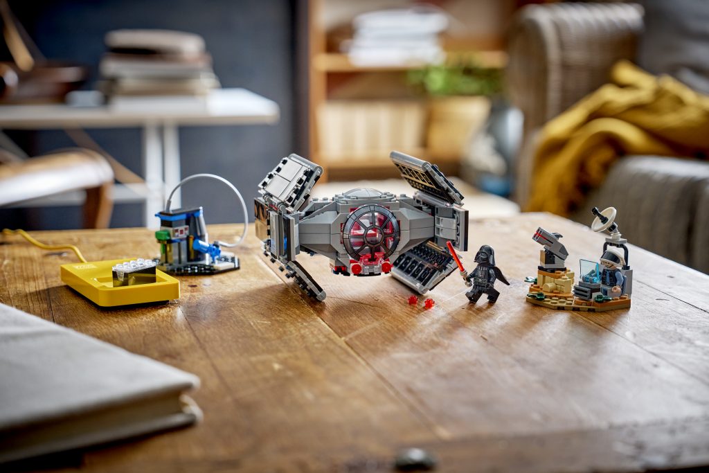 LEGO unveils Smart Play system - LEGO bricks and minifigs that play ...