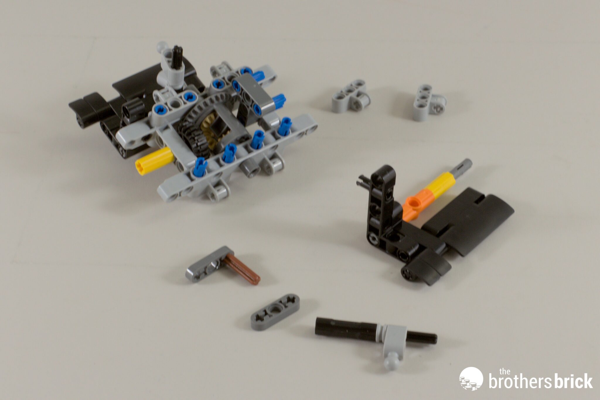 LEGO Technic 42228 McLaren F1 Team MCL39: winning streak or F1 fatigue ...
